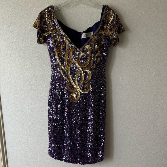 TOOTSIES | Dresses | Tootsies Sequined Bodycon Mardi Gras Theme Dress ...